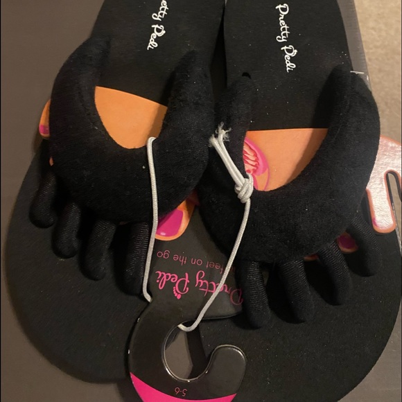 pretty pedi | Shoes | Pretty Pedi Flip Flops | Poshmark